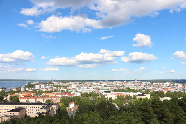 タンペレお薦めの観光地：プーニッキ展望台とドーナツカフェ（Pyynikki observation tower cafe） | キートスショップ